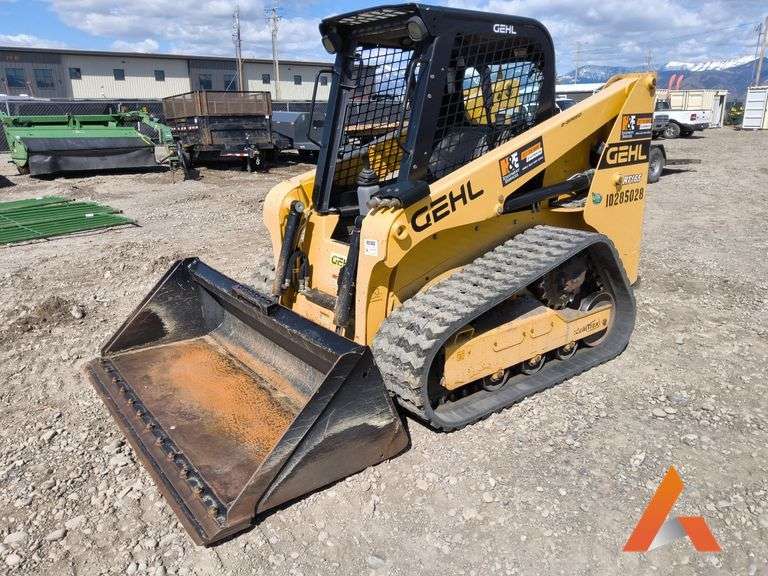 2019 Gehl RT165 Tracked Skid Steer - Ascent Auction