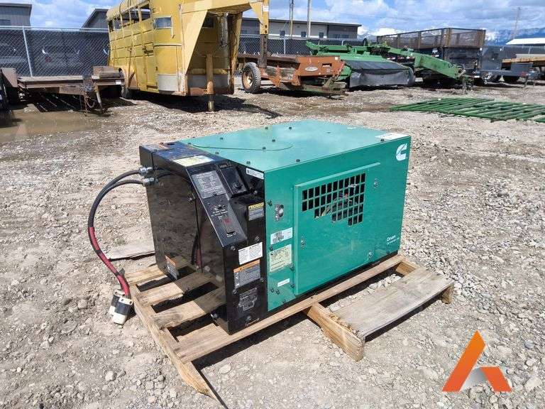 5000 Watt Cummins Onan RV Generator - Ascent Auction