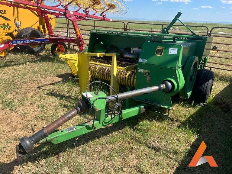 John Deere 468 Square Baler - Ascent Auction