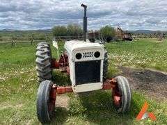 1971 Case 990 Tractor - Ascent Auction
