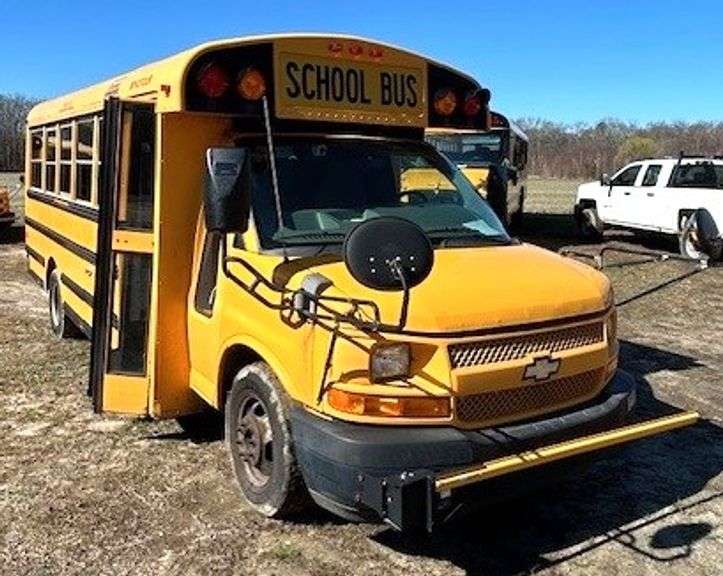 2013 CHEVROLET EXPRESS 3500 THOMAS MINOTOUR SMALL SCHOOL BUS #1481 - Mathies & Sons, Inc. t/a ...