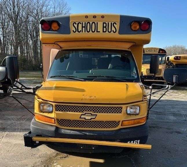 2013 CHEVROLET EXPRESS 3500 COLLINS SMALL SCHOOL BUS #1461 - Mathies ...