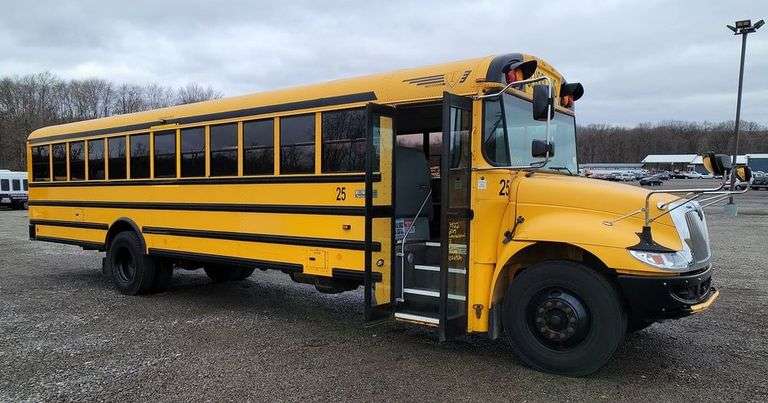 2015 INTERNATIONAL PB105 CE SCHOOL BUS #25 - Mathies & Sons, Inc. t/a ...