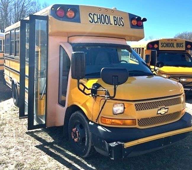 2014 CHEVROLET EXPRESS 3500 COLLINS SMALL SCHOOL BUS #2641 - Mathies ...
