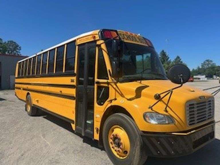 (1) 2019 FREIGHTLINER B2 THOMAS SAF-T-LINER C2 SCHOOL BUS Located in ...