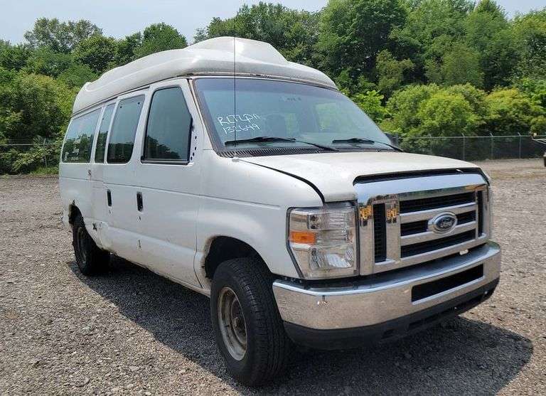 2013 FORD ECONOLINE E-150 VAN - Mathies & Sons, Inc. t/a 422 Sales