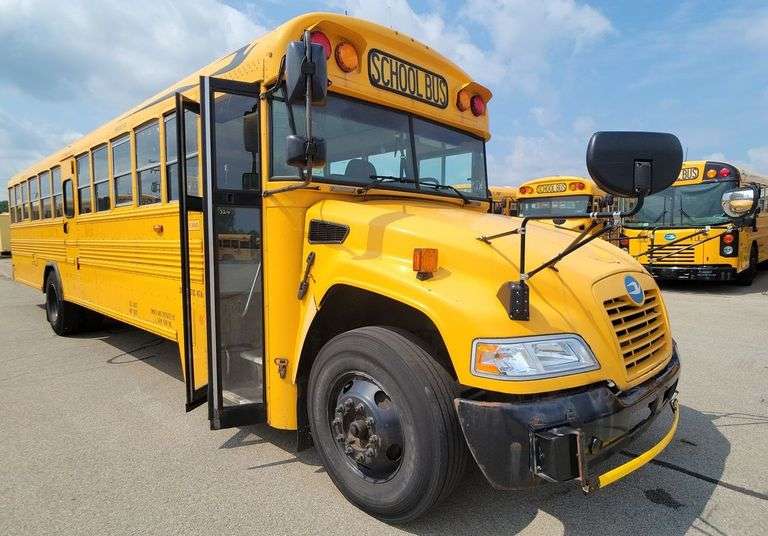 2015 BLUE BIRD BB VISION SCHOOL BUS #324 - Mathies & Sons, Inc. t/a 422 ...