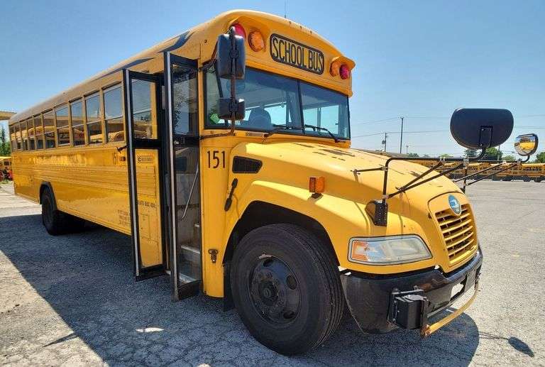 2015 BLUE BIRD BB VISION SCHOOL BUS #151 - Mathies & Sons, Inc. t/a 422 ...