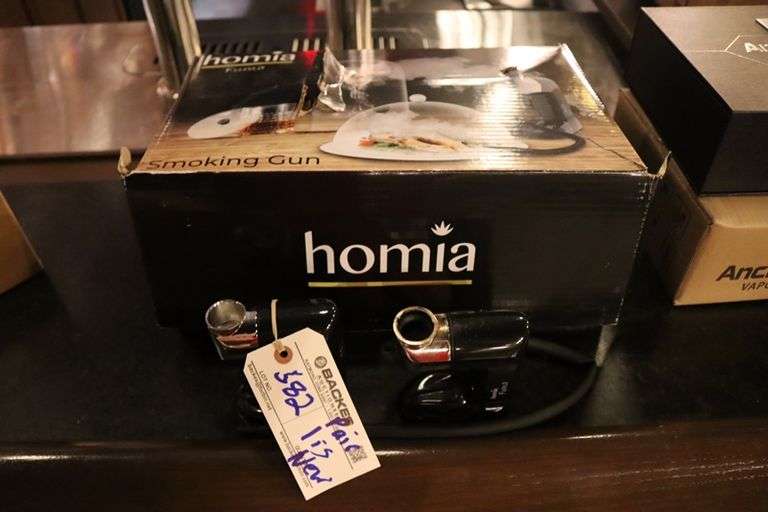Pair to go - Homia Fuma smoking gun & 1 is new - Backes Commercial ...
