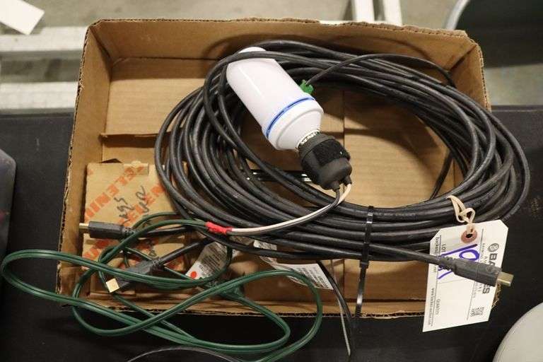 Box to go - High speed fiber HDMI cable - Backes Commercial Auctioneers