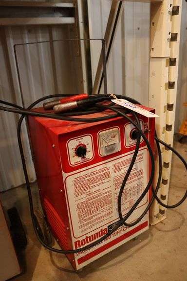 Rotunda Ford Heavy duty portable battery charger - Backes Commercial ...
