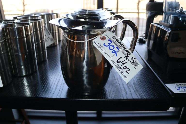 Times 5 - 64 oz. stainless water pitchers - Backes Commercial Auctioneers