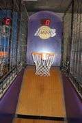 ICE NBA Hoops Los Angeles Lakers basketball arcade game - accepts ...