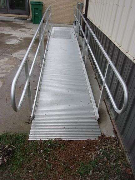19' x 1" overall x 40" wide with rail aluminum Ramp system, adjustable ...