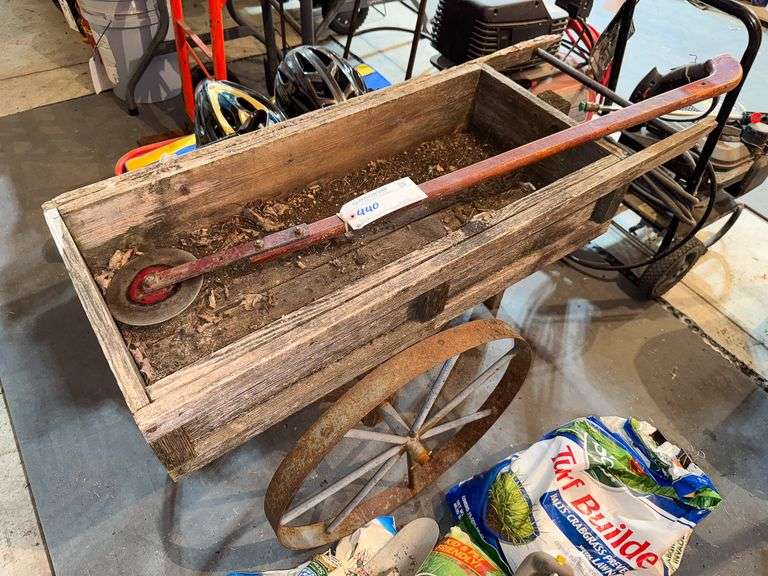 Old wagon and cutter - Backes Commercial Auctioneers