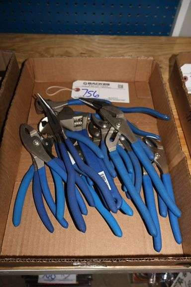 Box to go - Companion pliers - Backes Commercial Auctioneers