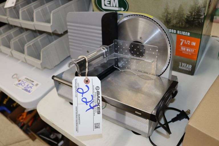 Lem 7.5" electric slicer with box - Backes Commercial Auctioneers