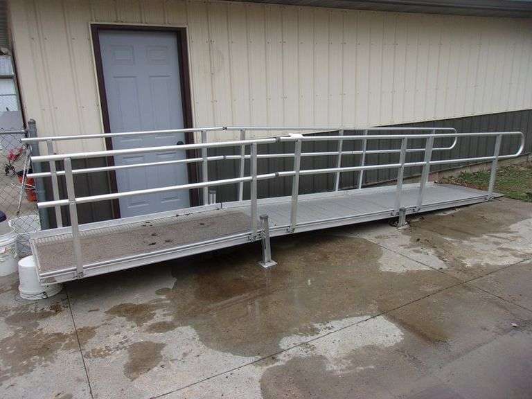 19' x 1" overall x 40" wide with rail aluminum Ramp system, adjustable ...