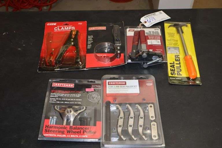 Box to go - Valve compressor & steering wheel puller - Backes ...