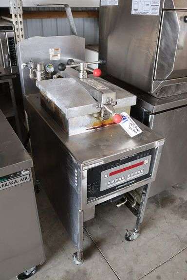 Henny Penny electric portable pressure fryer with Computron 8000 ...