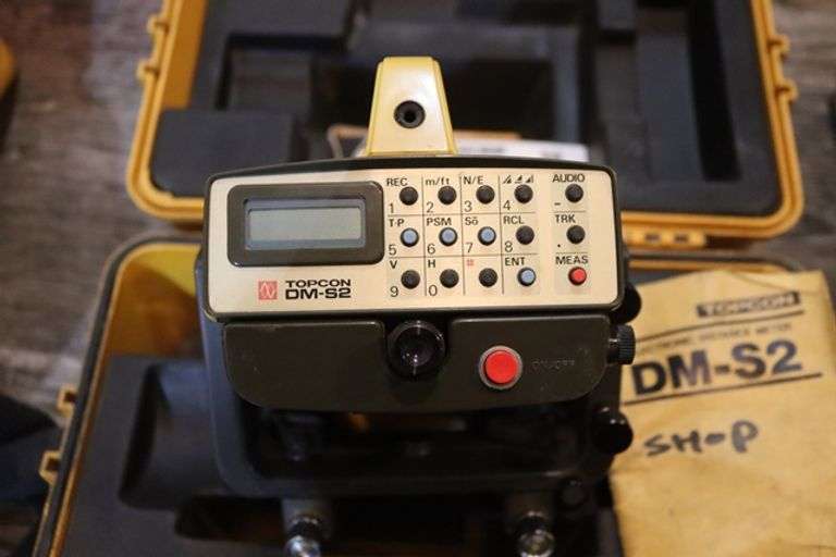 Topcon DM-S2 electric distance meter with case - Backes Commercial ...