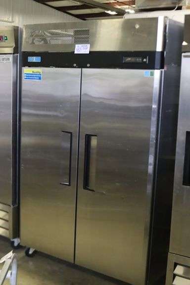 Turbo Air M3F47-2 portable stainless door freezer - Gorgeous unit ...
