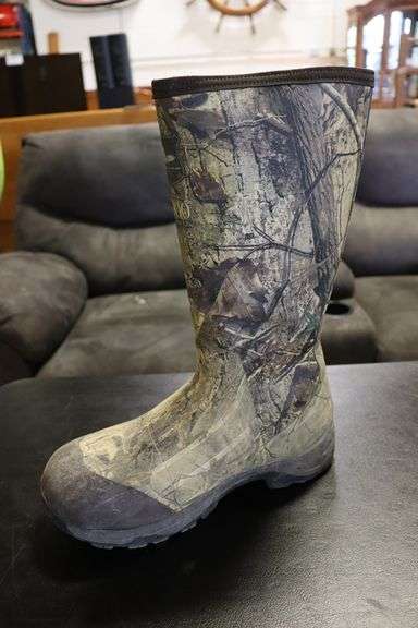 Field & Stream boots - guessing size 10.5 - Backes Commercial Auctioneers