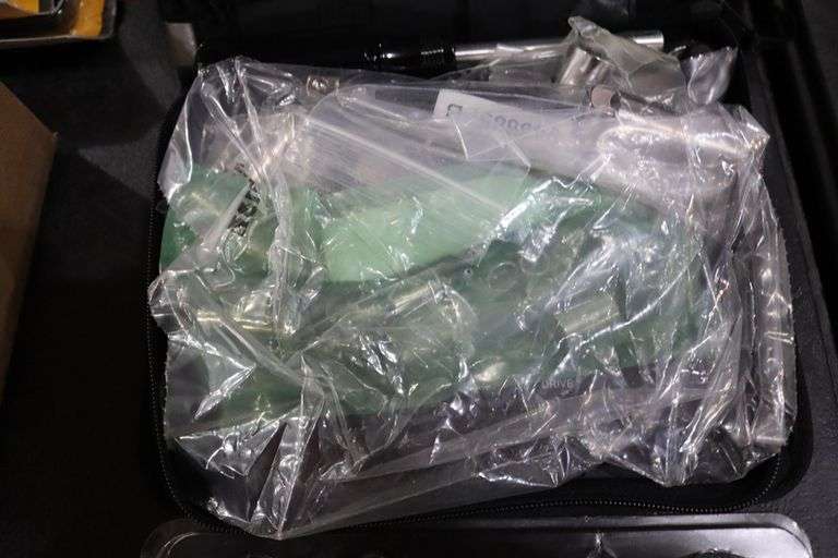 Craftsman 53 piece 1/4" & 3/8" drive standard/metric socket set ...