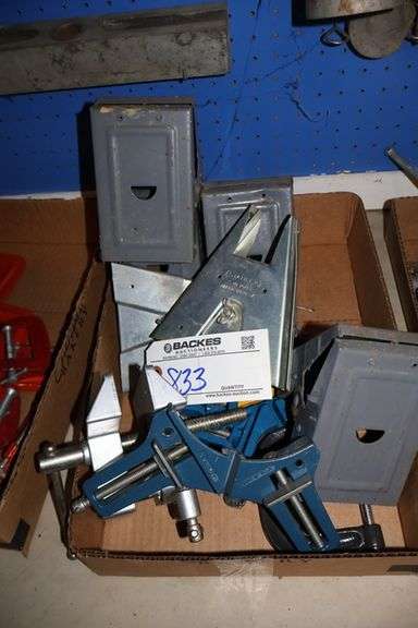 Box to go - Saw horse frames & corner jigs - Backes Commercial Auctioneers