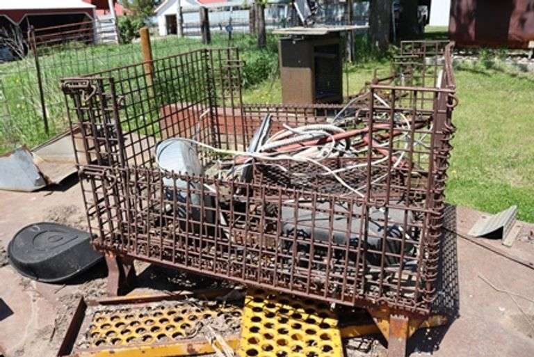 Wire crate with scrap metal - Backes Commercial Auctioneers