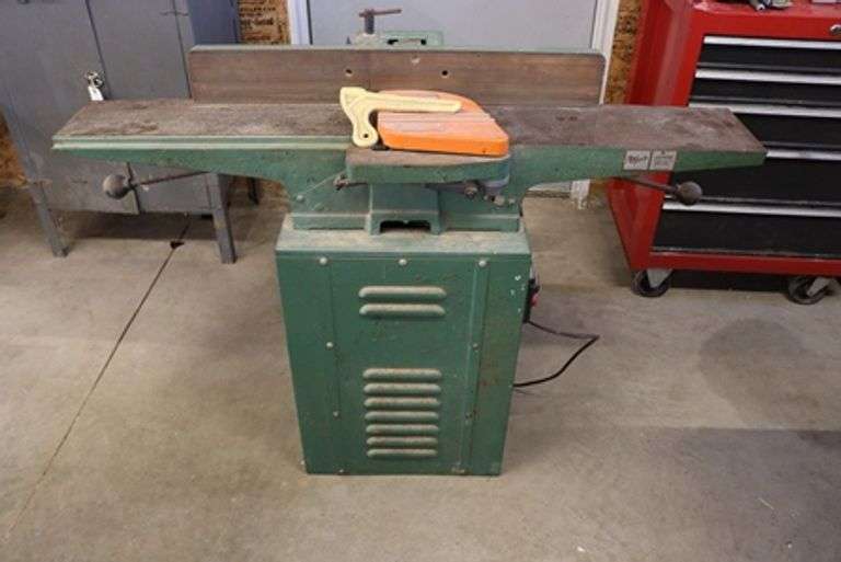 Grizzly model G1182 6" jointer - Backes Commercial Auctioneers