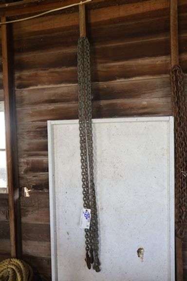 25' log chain with hook ends - Backes Commercial Auctioneers
