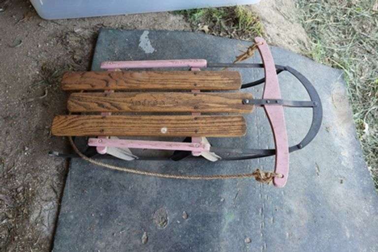 Children's sled - Backes Commercial Auctioneers