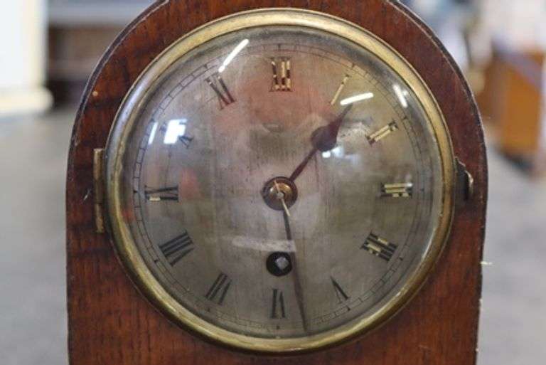 6" x 9" Wood Coventry mantle clock - Backes Commercial Auctioneers