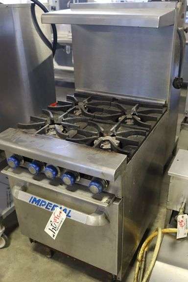 Imperial 4 burner gas range w/ oven - Backes Commercial Auctioneers