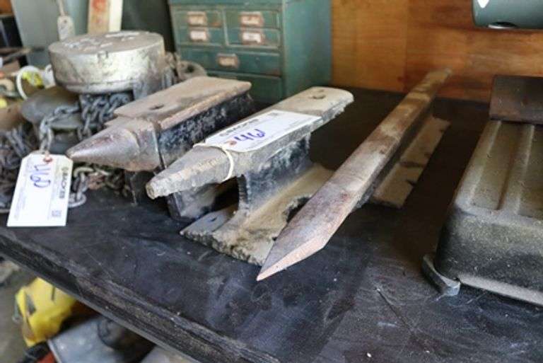 All to go - 3 custom rail road tie anvils - Backes Commercial Auctioneers