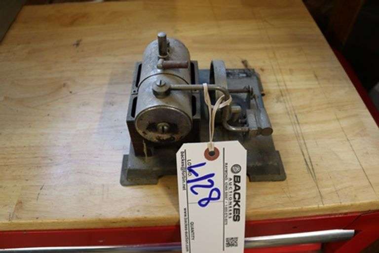 Jensen MFG style no. 60 steam engine - Backes Commercial Auctioneers