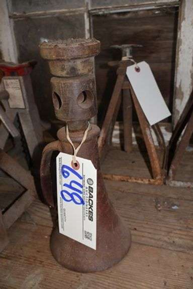 Chicago bottle jack - Backes Commercial Auctioneers
