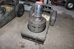 Gray TSL-50 pneumatic auto jack - 50k lb. capacity - Backes Commercial ...