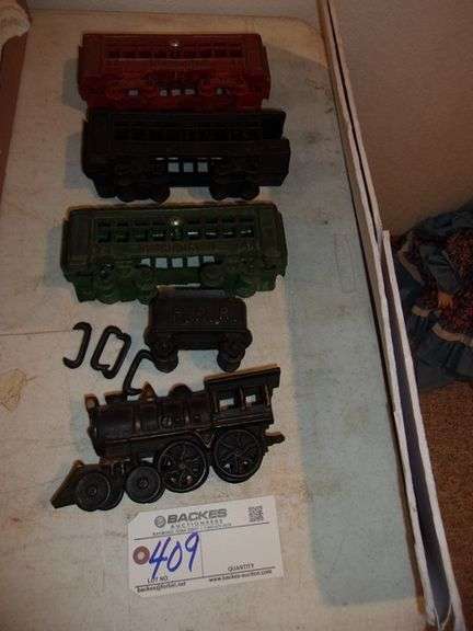 Metal Train - Backes Commercial Auctioneers