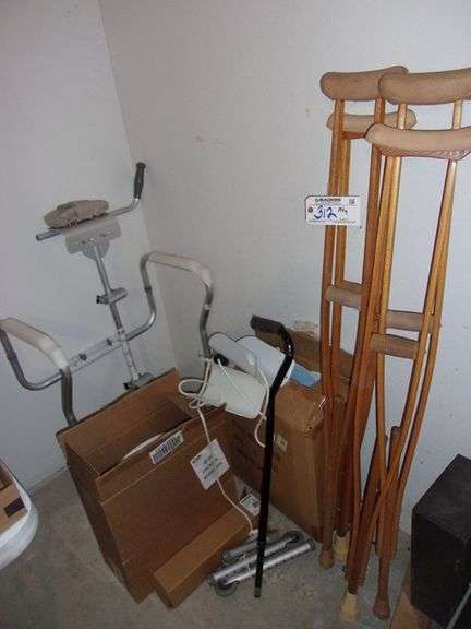 All to go handicapped assist items - Backes Commercial Auctioneers