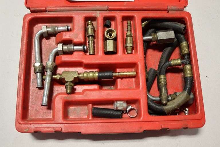 Snap-On domestic fuel injection adaptor set - Backes Commercial Auctioneers