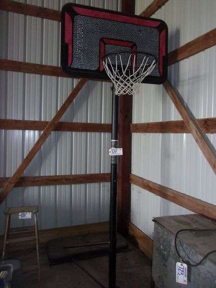 Basketball back board and stand - Backes Commercial Auctioneers