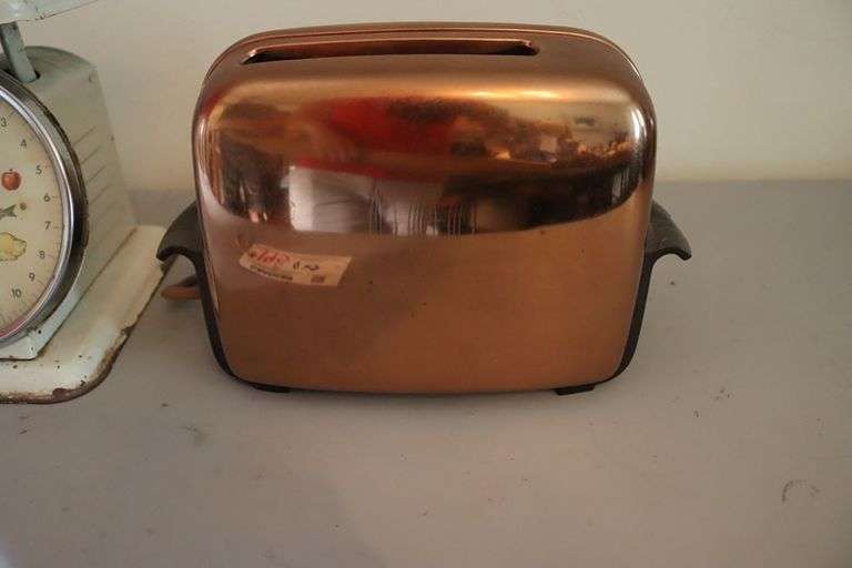 All to go - American Scale and toaster - Backes Commercial Auctioneers