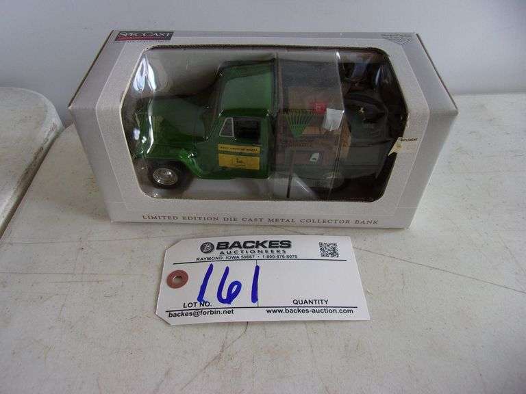 John Deere collector bank - Backes Commercial Auctioneers