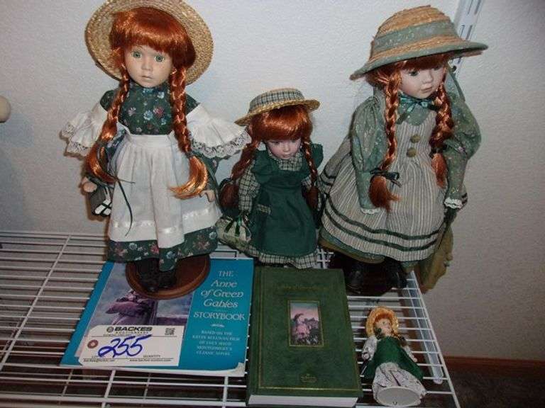 Anna of Green Gables dolls and books - Backes Commercial Auctioneers