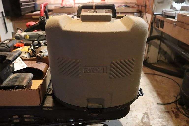Ryobi R160 router with carrying case - located in basement - Backes ...
