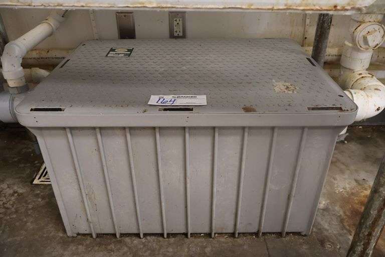 Endura 36 GPM poly grease trap - buyer responsible to take grease in ...