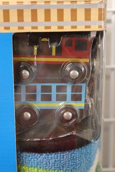 Melissa and Doug The Train Rug with 3 wooden trains - Backes Commercial ...