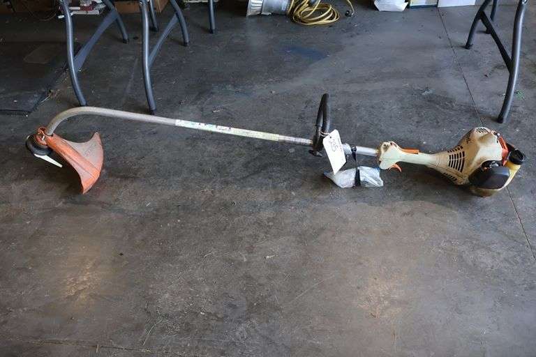 Stihl FS46 gas weed eater - Backes Commercial Auctioneers